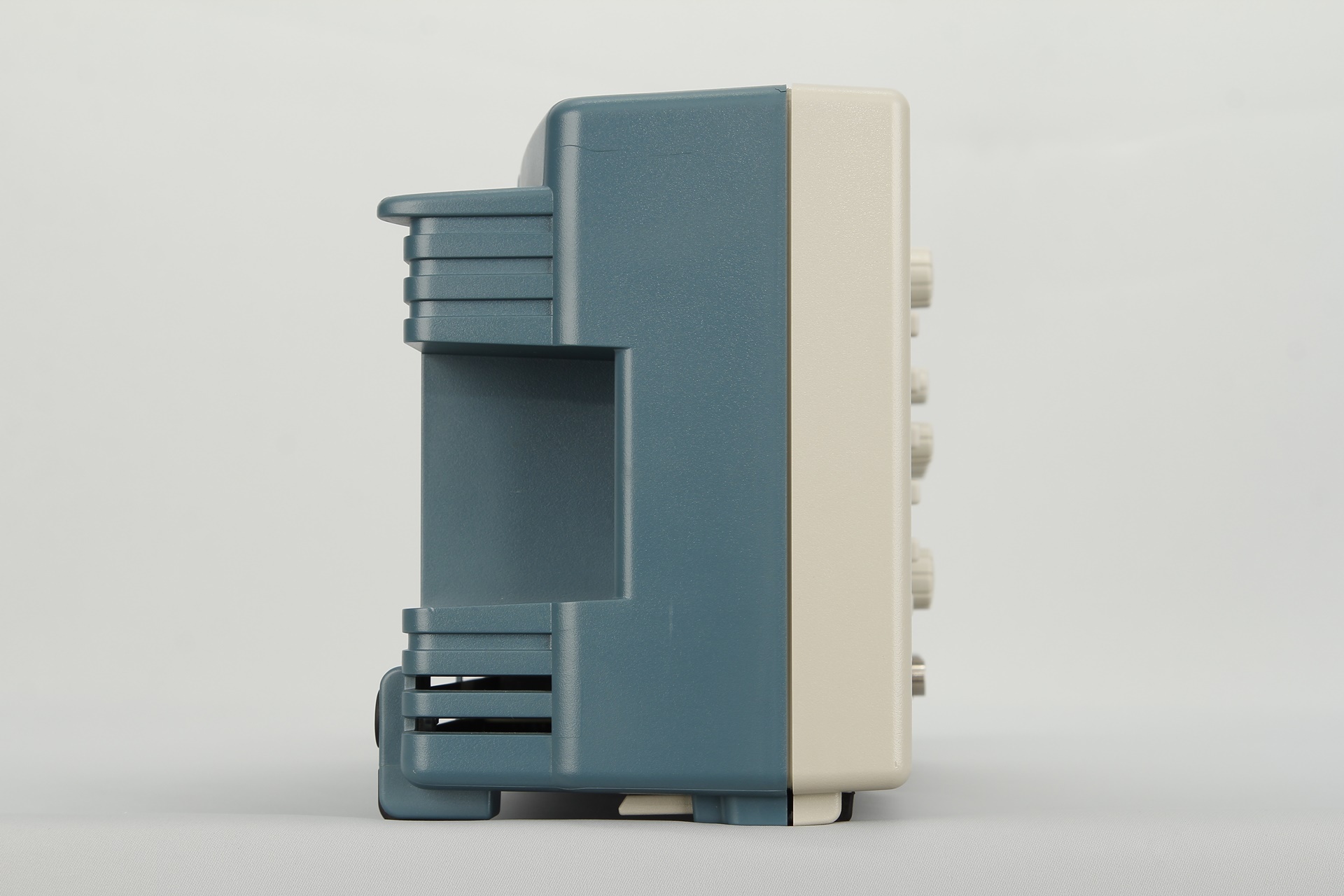 소리전자 - Tektronix TDS2004C 디지털 스토리지 오실로스코프 (N82)