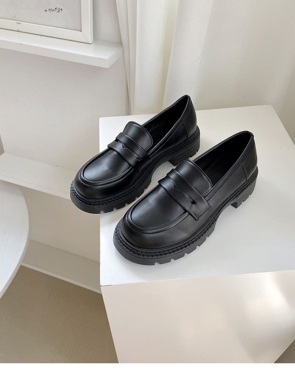 모드 이중통굽 키높이 페니로퍼 4cm 유광무광 여성로퍼에나멜로퍼더비슈즈여자로퍼캐주얼로퍼귀여운로퍼가벼운로퍼발편한로퍼발볼넉넉가을로퍼