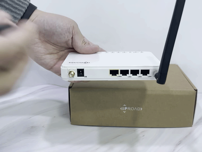 LTE 설치형 라우터 IPR-400