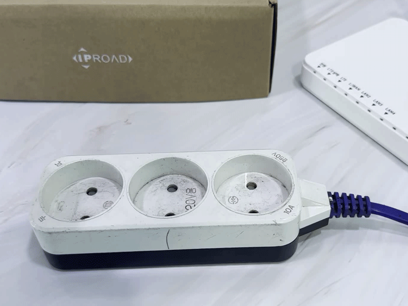 LTE 설치형 라우터 IPR-400